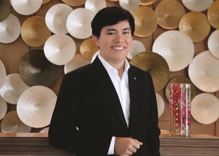 General Manager: Vincent Delsol - Best Hotels Resorts Awards